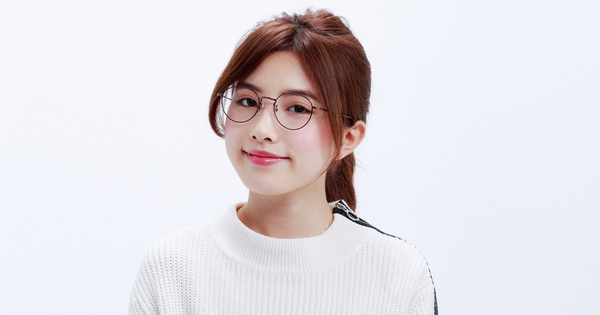 。あなたはどれに当てはまる？ 顔型で選ぶ3本のメガネ。｜LIBRARY｜JINS WEEKLY